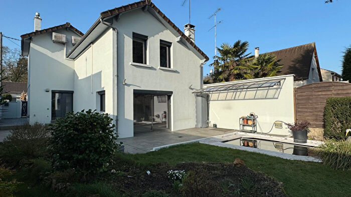 Maison à vendre - Livry-Gargan, Centre-ville - 5 pièces - 3 chambres