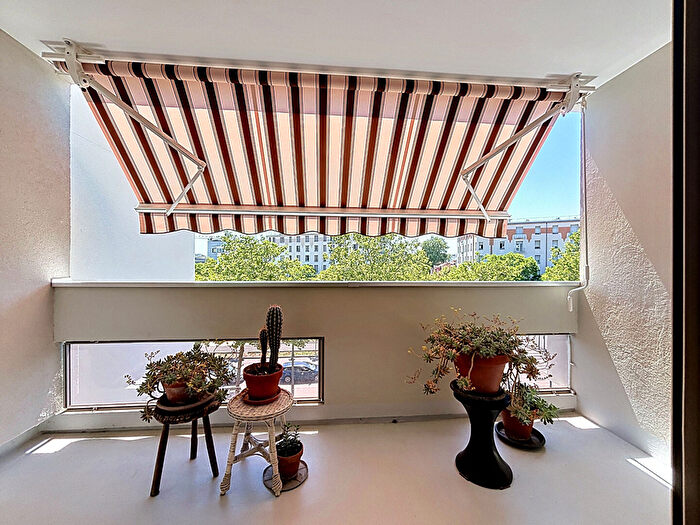 Appartement 2 pièces à vendre - Lyon 8ème, Bachut, Transvaal