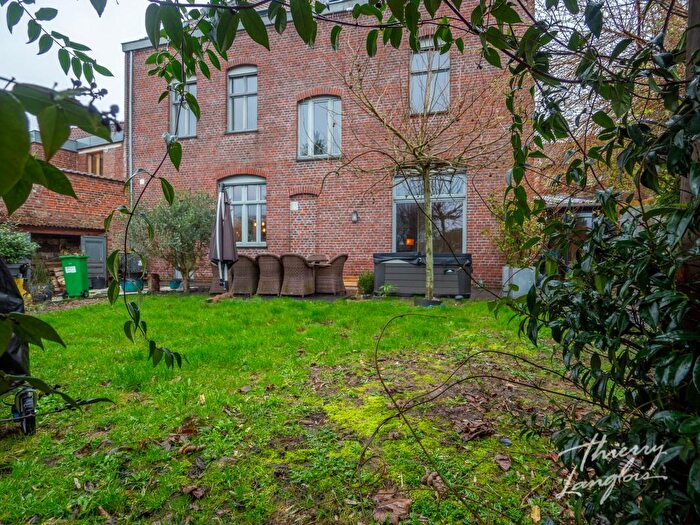 Maison 10 pièces à vendre à Cysoing