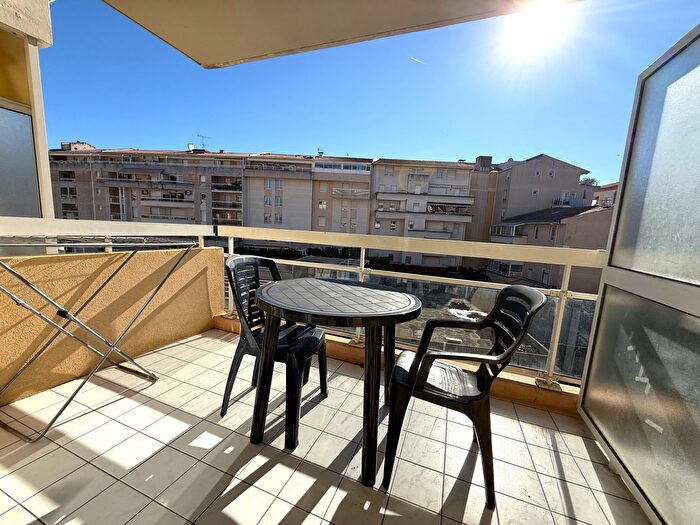 Appartement à vendre - Cannes, Bocca Sud - 1 pièce