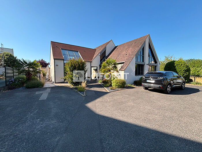 Maison à vendre - Moret-sur-Loing - 11 pièces