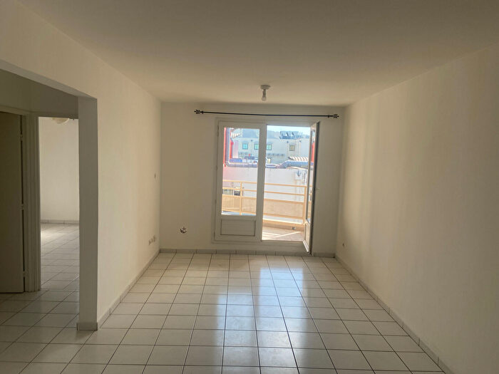 Saint-Denis, Le Moufia, Sainte-Clotilde : Appartement 2 pièces à vendre