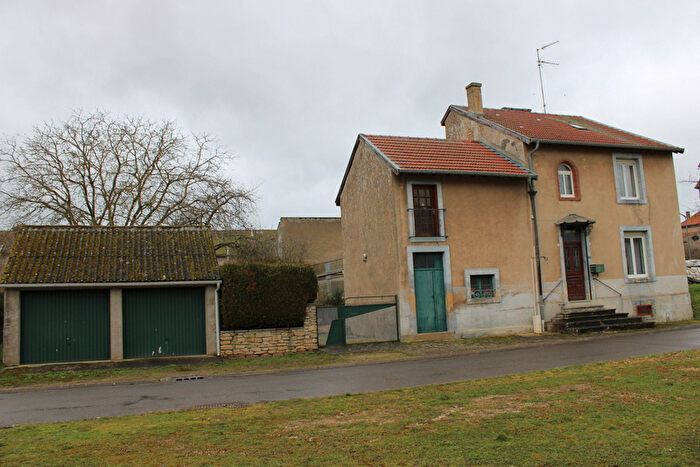 Maison à vendre - Rouvres-en-Woëvre - 6 pièces - 3 chambres