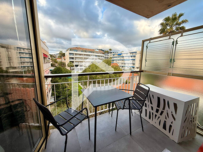 Appartement à vendre - Cannes, Pointe Croisette - 2 pièces - 1 chambre