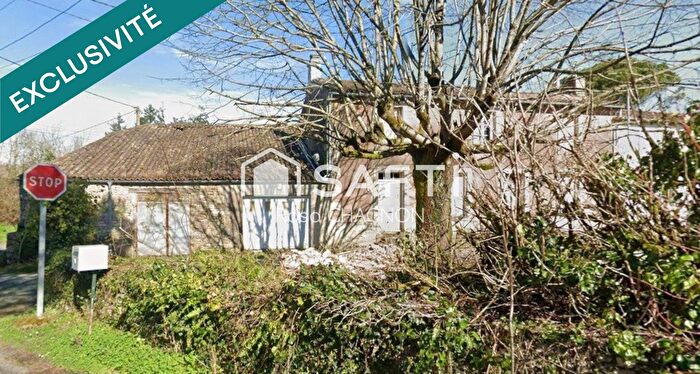 Béceleuf : Maison 2 pièces à vendre
