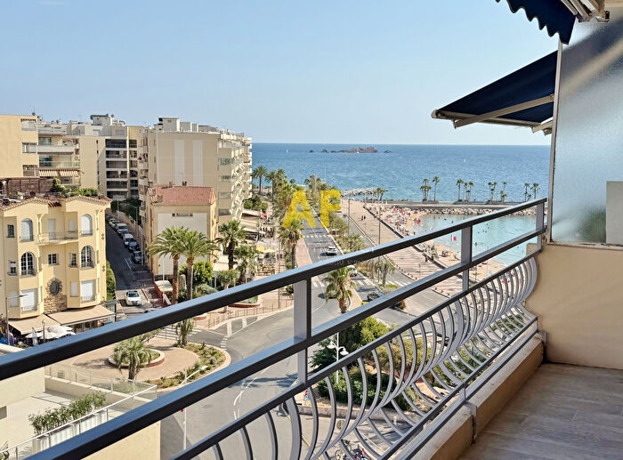 Appartement 4 pièces à vendre à Saint-Raphaël, Centre-ville