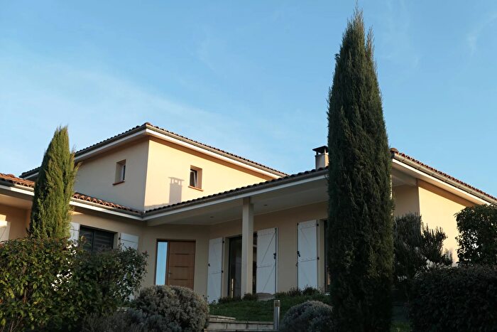 Maison à vendre - Auriac-sur-Vendinelle - 7 pièces - 5 chambres