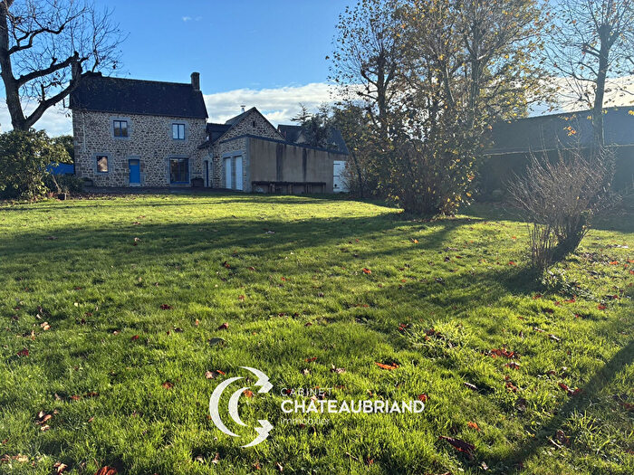 Maison à vendre - Saint-Ouen-des-Alleux - 7 pièces - 5 chambres