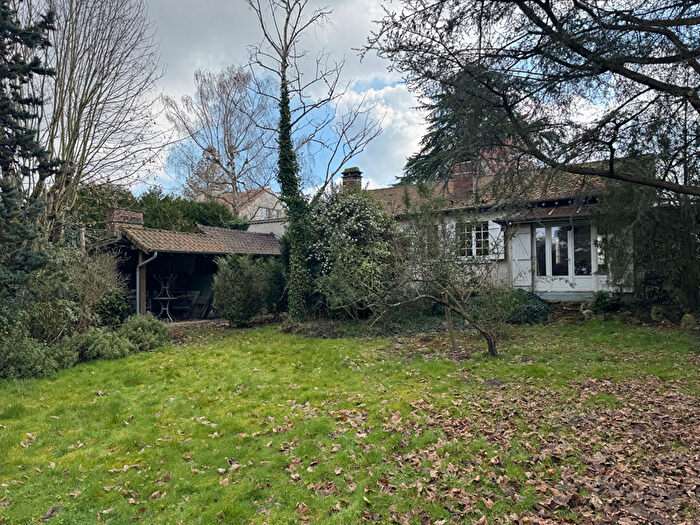 Maison 4 pièces à vendre à Bazoches-sur-Guyonne