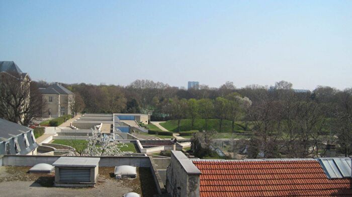 Appartement à louer - Centre Ville-Basilique, Saint-Denis - 3 pièces - 2 chambres