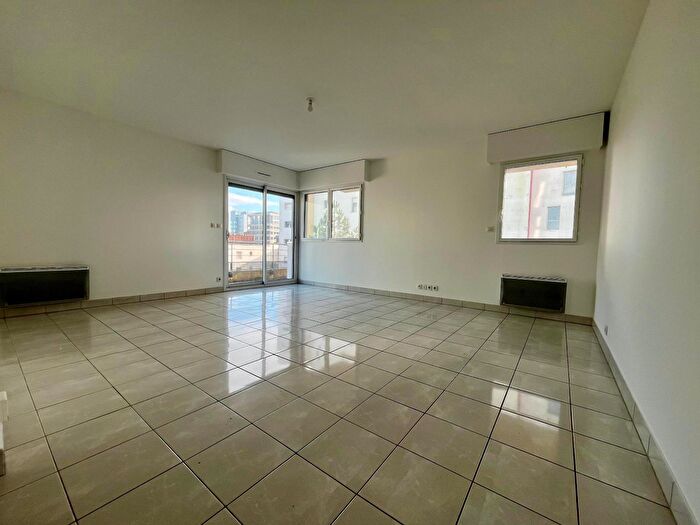 Appartement à louer - Nantes, Ile de Nantes - 3 pièces - 2 chambres