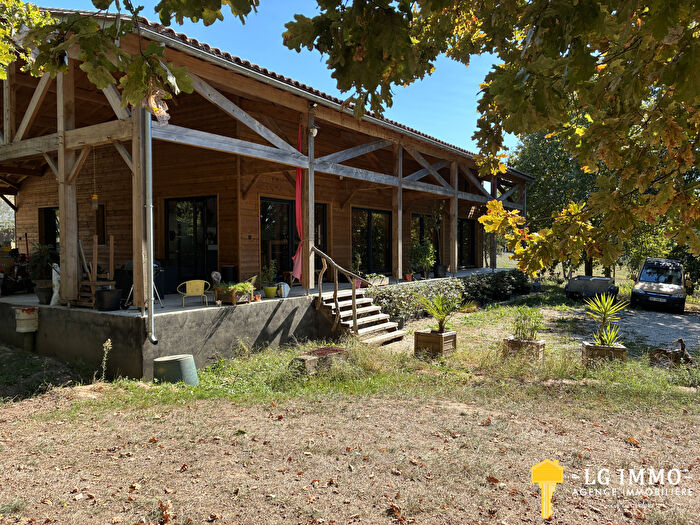 Maison 4 pièces à Saint-Bonnet-sur-Gironde, à vendre