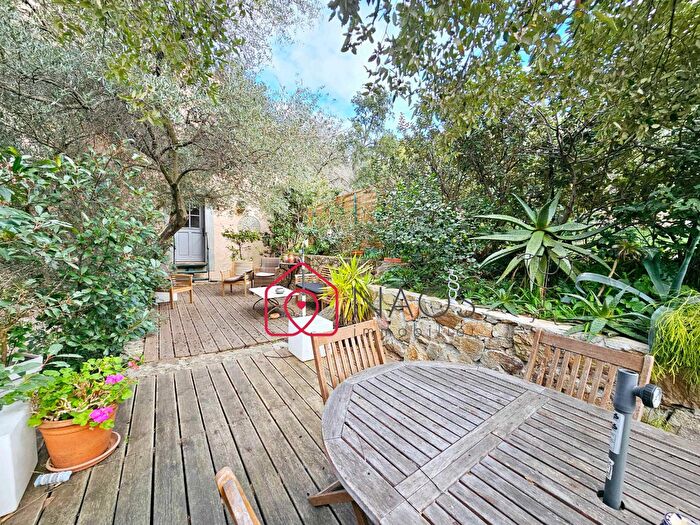 Maison à vendre - Grimaud - 4 pièces - 3 chambres