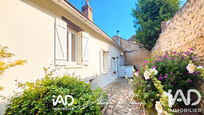 Mantes-la-Ville, Centre-ville - Maison 5 pièces à vendre
