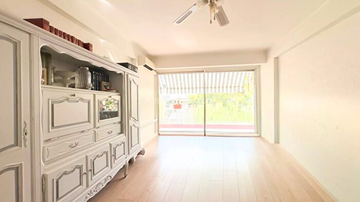 Appartement à vendre - Cannes, Carnot - 3 pièces - 2 chambres