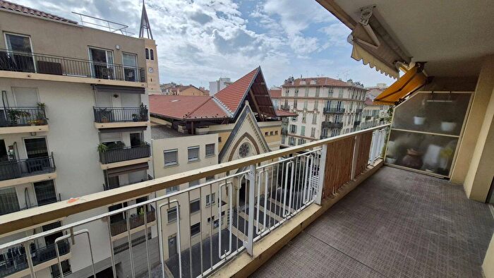 Appartement à louer - République, Nice - 1 pièce