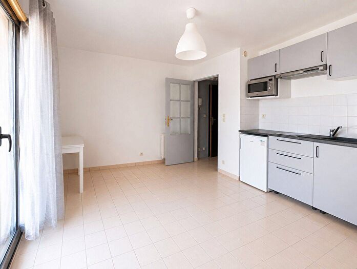 Epinettes, Issy-les-Moulineaux : Appartement 1 pièce à louer