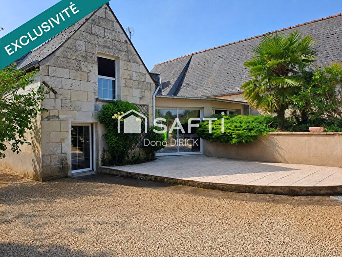 Bréhémont : Maison 10 pièces à vendre