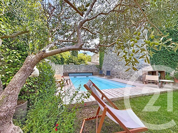 Maison 8 pièces à Saint-Hilaire-de-Beauvoir, à vendre