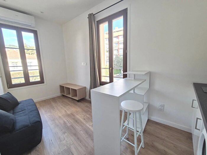 Appartement 1 pièce à Nice, Saint-Sylvestre, à louer