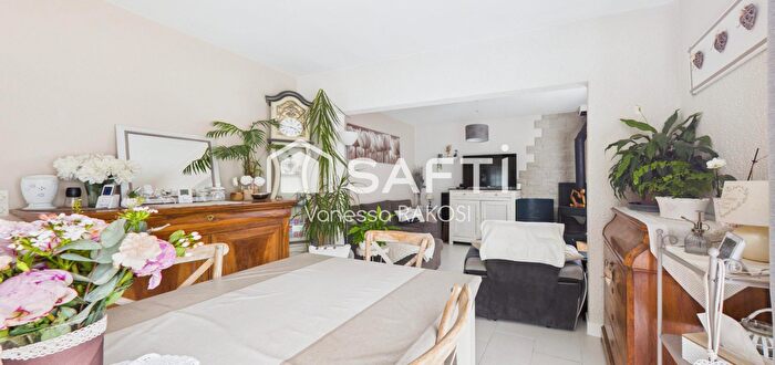 Maison à vendre - Saintes, Bellevue, La Grange, Les Boiffiers - 5 pièces - 4 chambres