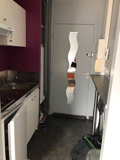 Appartement à louer - Rue de Lille-Faubourg dArras, Béthune - 1 pièce