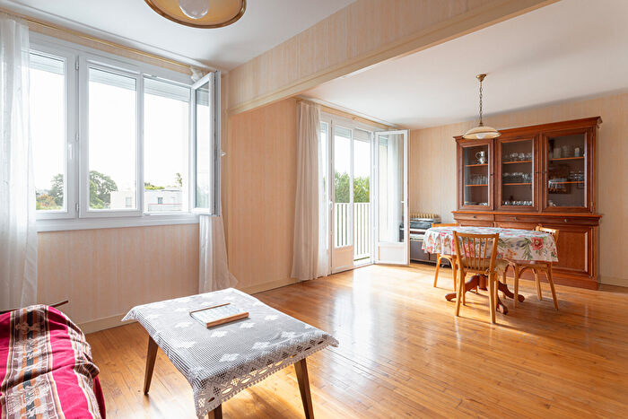 Appartement 4 pièces à vendre à Nantes, Saint-Clément, Jardin des plantes, Caserne Lamoricière
