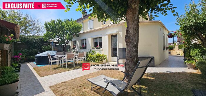 Maison 7 pièces à vendre à Montcourt-Fromonville