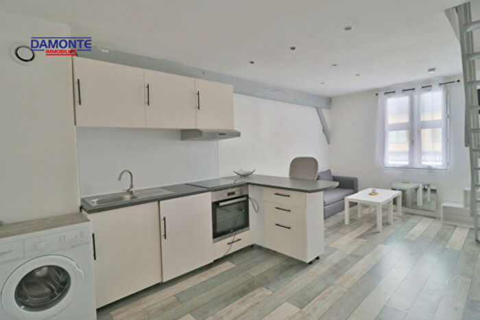 Appartement à louer - Troyes, Cathédrale - 2 pièces - 1 chambre