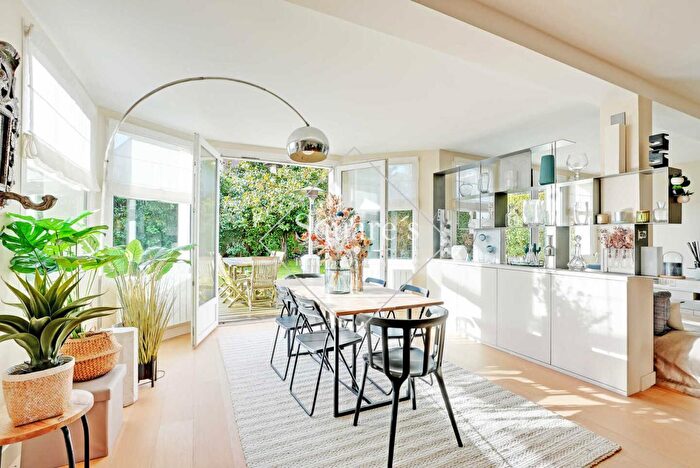 Garches, Buzenval - Maison 8 pièces à vendre
