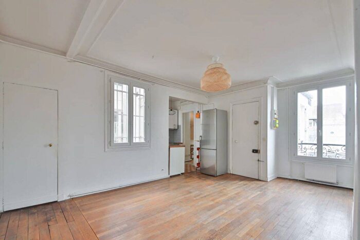 Appartement à louer - Enfants Rouges, Paris ème arrondissement - 4 pièces - 2 chambres