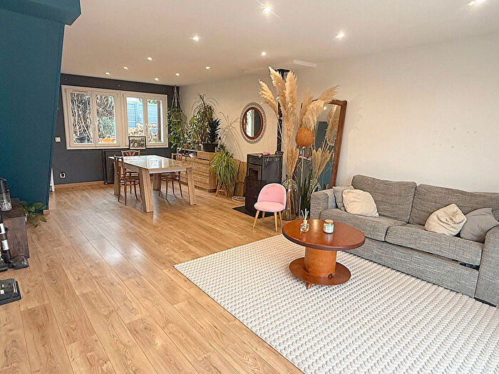 Maison à vendre - Fosseuse - 6 pièces - 4 chambres