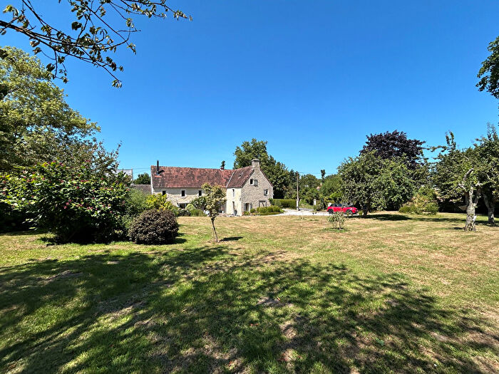 Maison 7 pièces à Esquay-sur-Seulles, à vendre