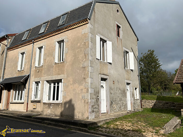 Maison à vendre - Lachaux - 5 pièces - 4 chambres
