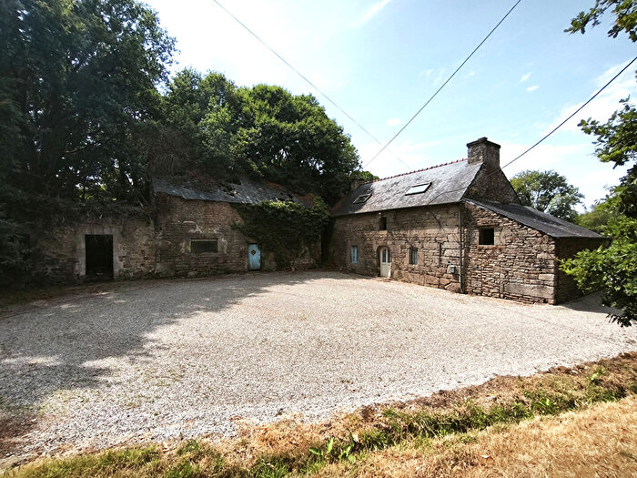 Le Croisty - Maison 6 pièces à vendre