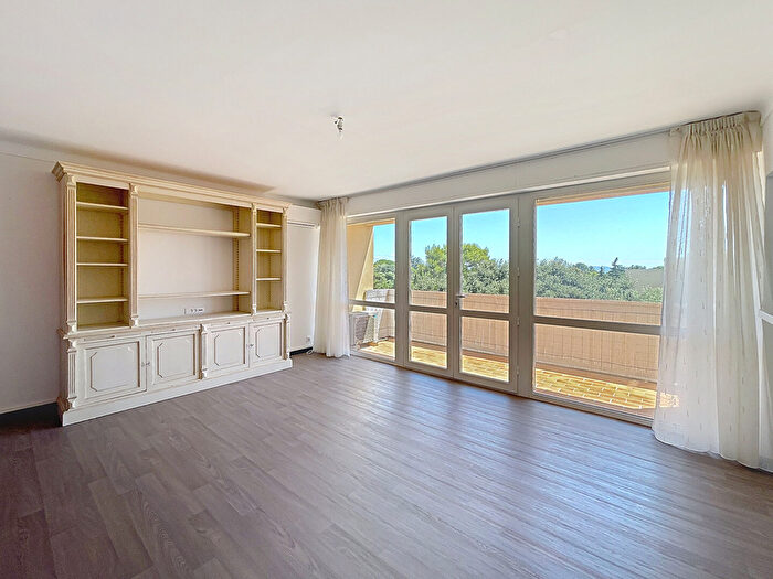 Appartement à vendre - Villeneuve-lès-Avignon, Pasteur, Bellevue - 4 pièces - 3 chambres