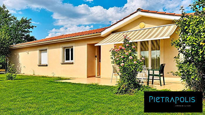 Charnay-lès-Mâcon : Maison 4 pièces à vendre