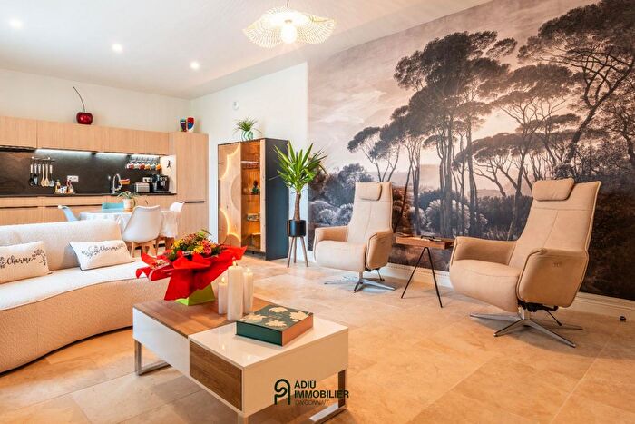 Maison à vendre - Uzès - 3 pièces - 2 chambres