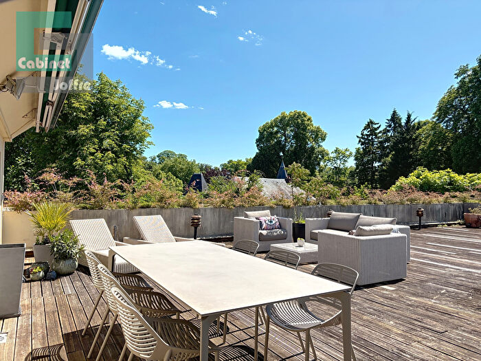 Appartement à vendre - Fontainebleau, Centre-ville - 7 pièces - 4 chambres