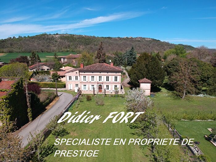 Maison 7 pièces à Castelnau-de-Lévis, à vendre