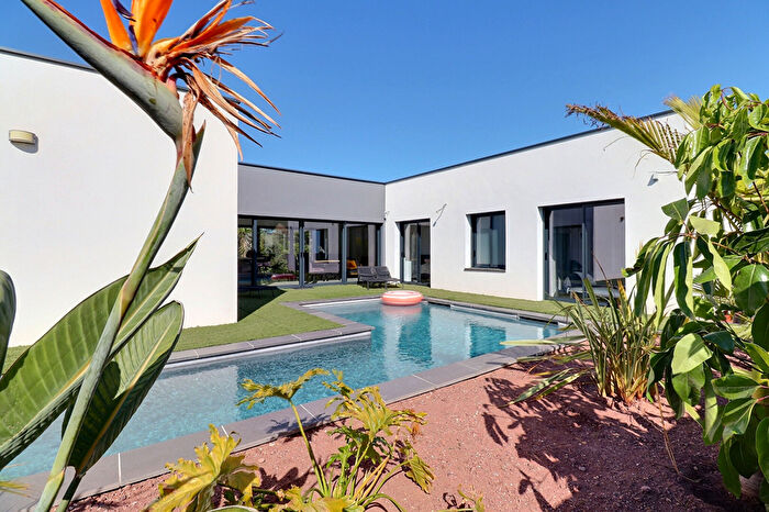 Maison 7 pièces à vendre - Roquebrune-sur-Argens, Village