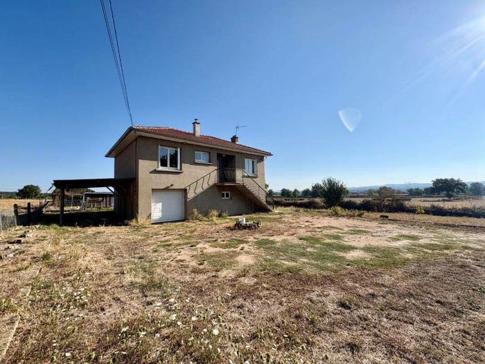 Bourg-Tuileries-Zone Rurale, Mably - Maison 4 pièces à louer