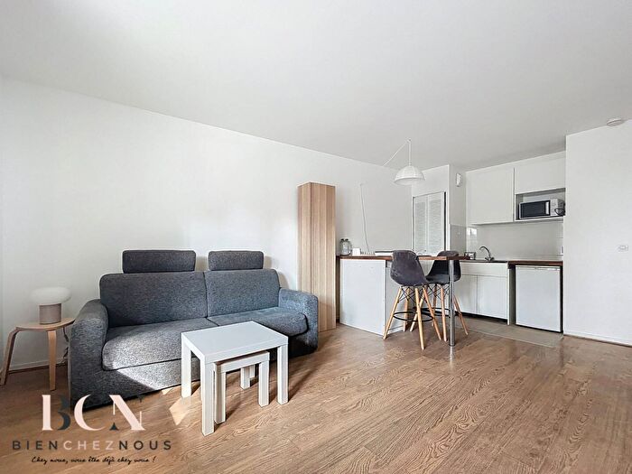 Appartement à louer - Roissy-en-France - 1 pièce