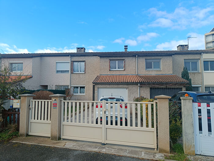 Maison à vendre - Valence, Laprat - 5 pièces - 4 chambres