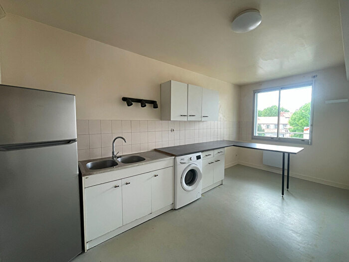 Appartement à louer - Clermont-Ferrand, Montferrand - 3 pièces - 2 chambres