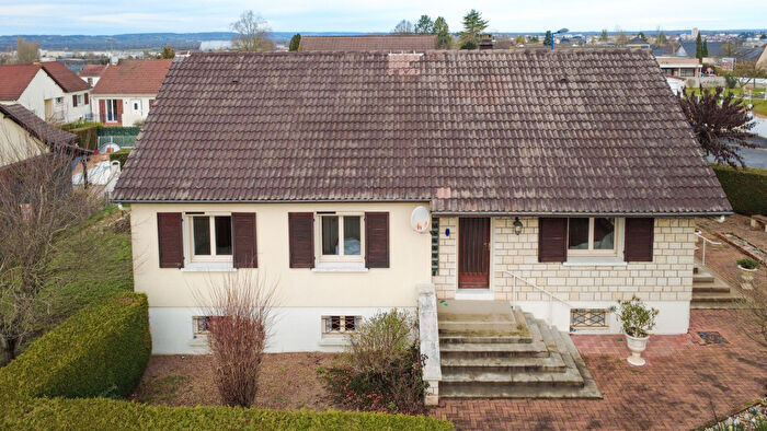 Maison à vendre - Nevers, Montôts, Grande Pâture - 5 pièces - 4 chambres