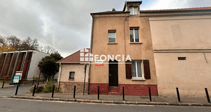 Maison à vendre - Gonesse, Centre-ville - 5 pièces - 2 chambres