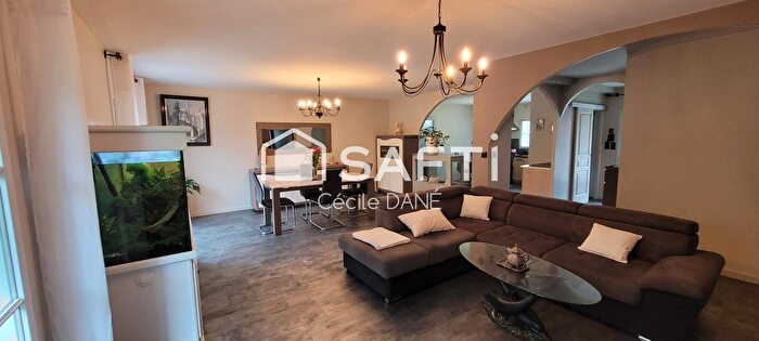 Maison 7 pièces à Sainte-Foy, à vendre