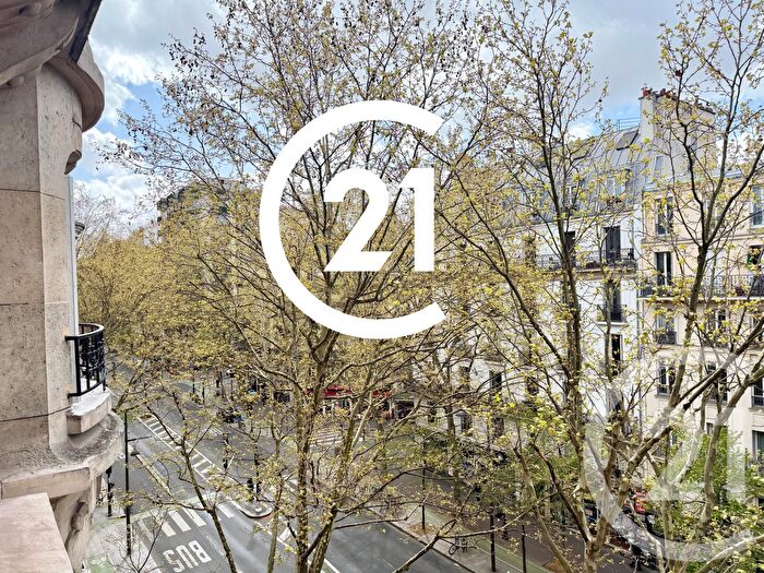 Appartement 3 pièces à Paris 18ème, Barbès, Château Rouge, à vendre