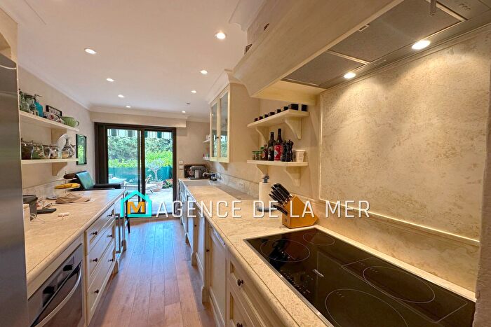 Mandelieu-la-Napoule, La Napoule : Appartement 3 pièces à vendre